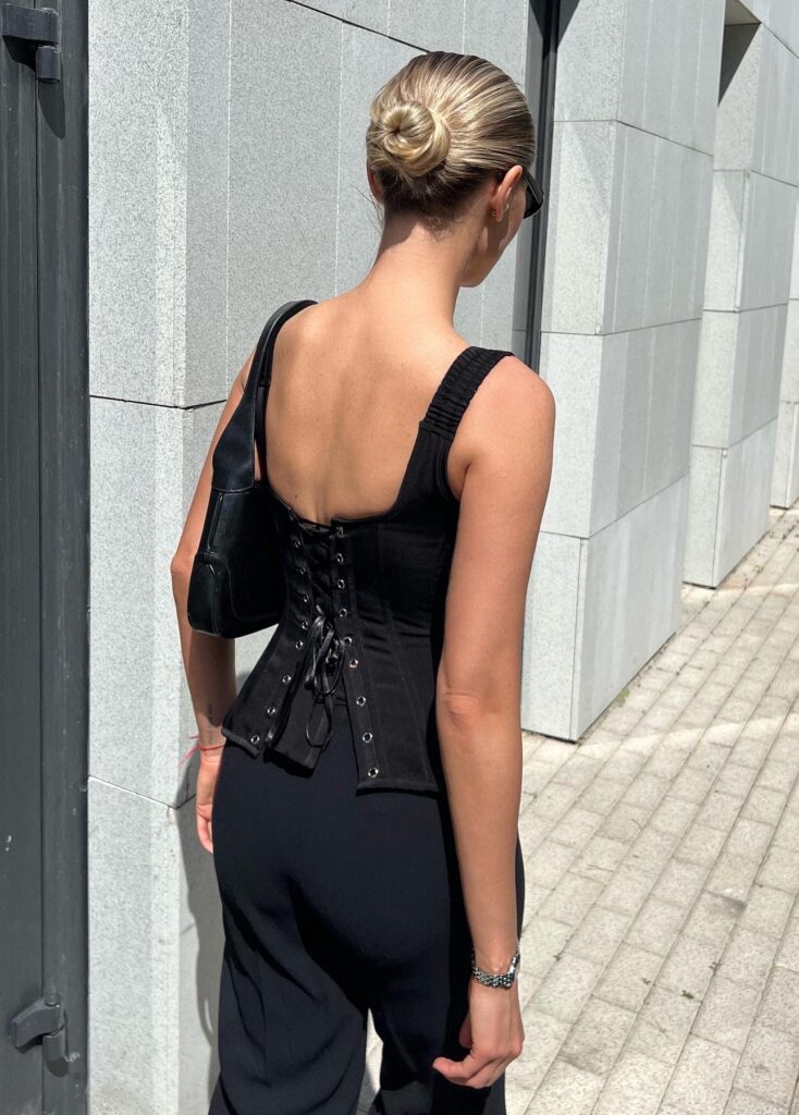 Корсет на шнуровке Basic Black: купить в интернет-магазине Emilie Musee